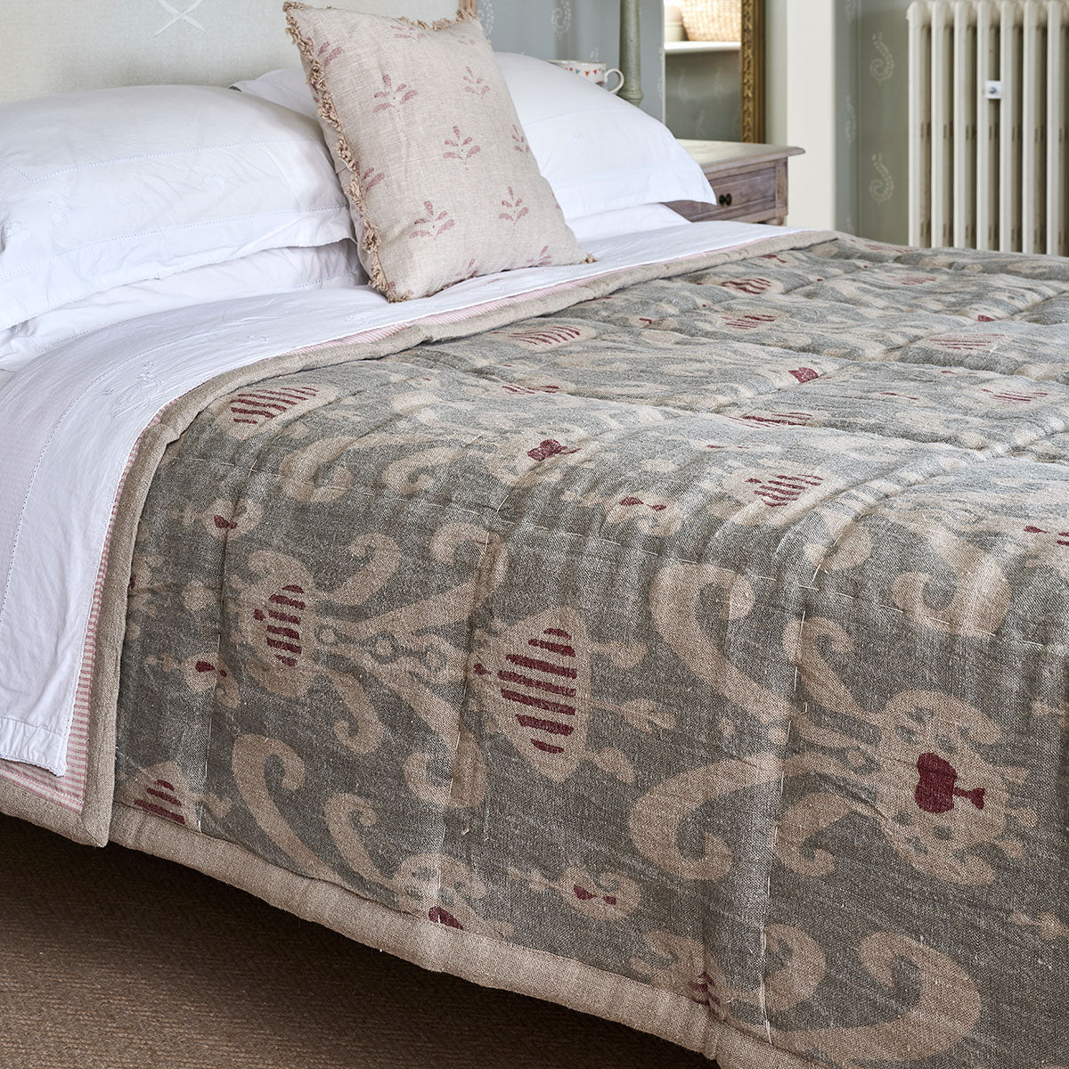 Smokey Blue Natasha Rustic Linen Quilt - Super King – Susie Watson Designs