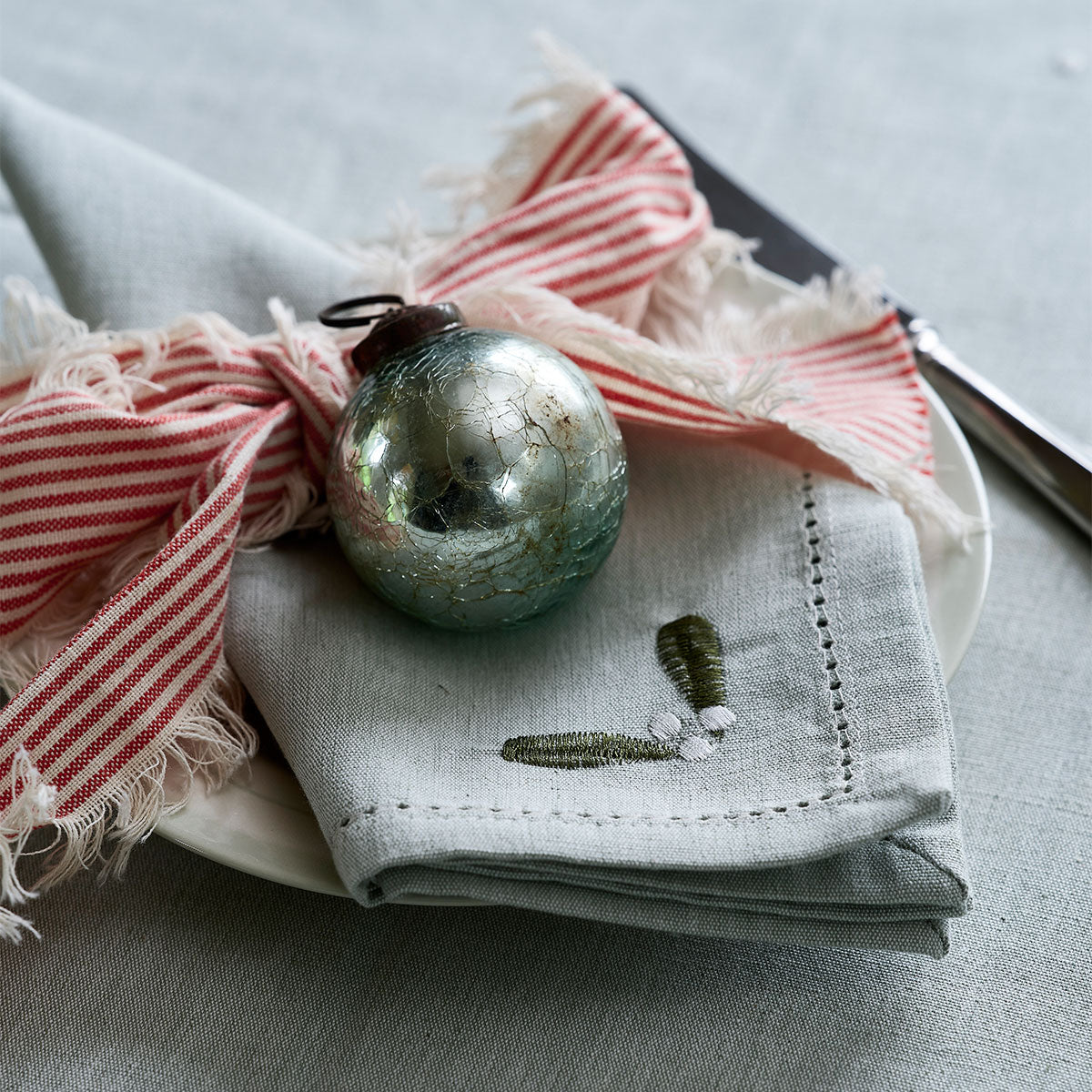 Christmas Mistletoe Napkins - Duck Egg (set of 4) – Susie Watson Designs