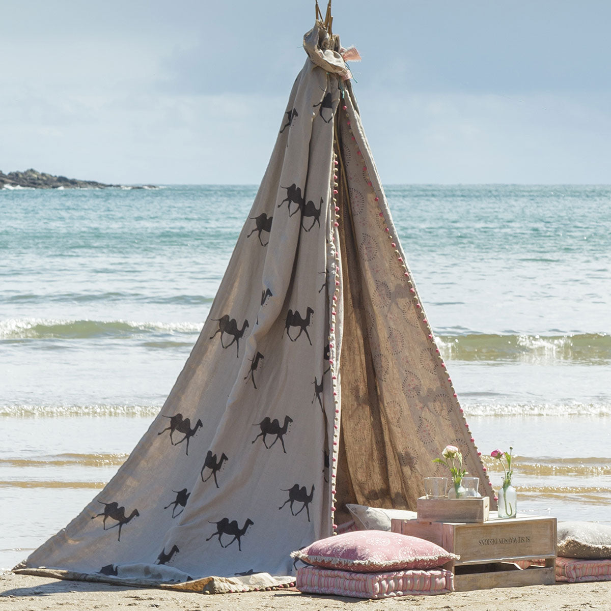 Hand-printed Charcoal Pushkar Linen – 380 | Susie Watson Designs