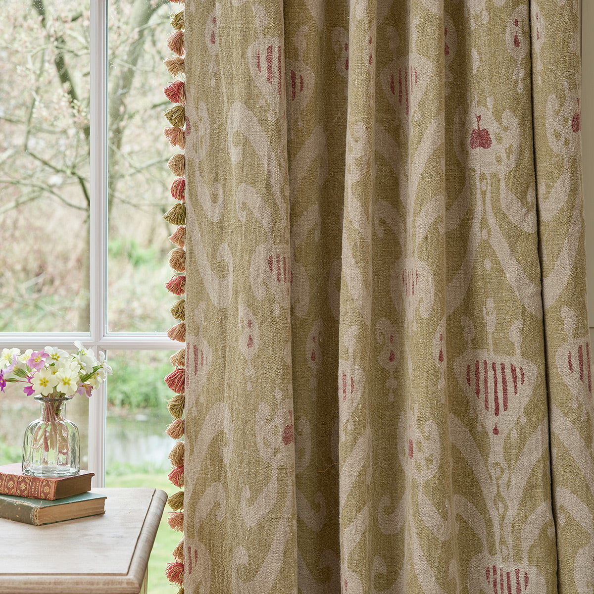 Hand-printed Linen - Summer Green Natasha - 359GR 2.7 metre panel ...