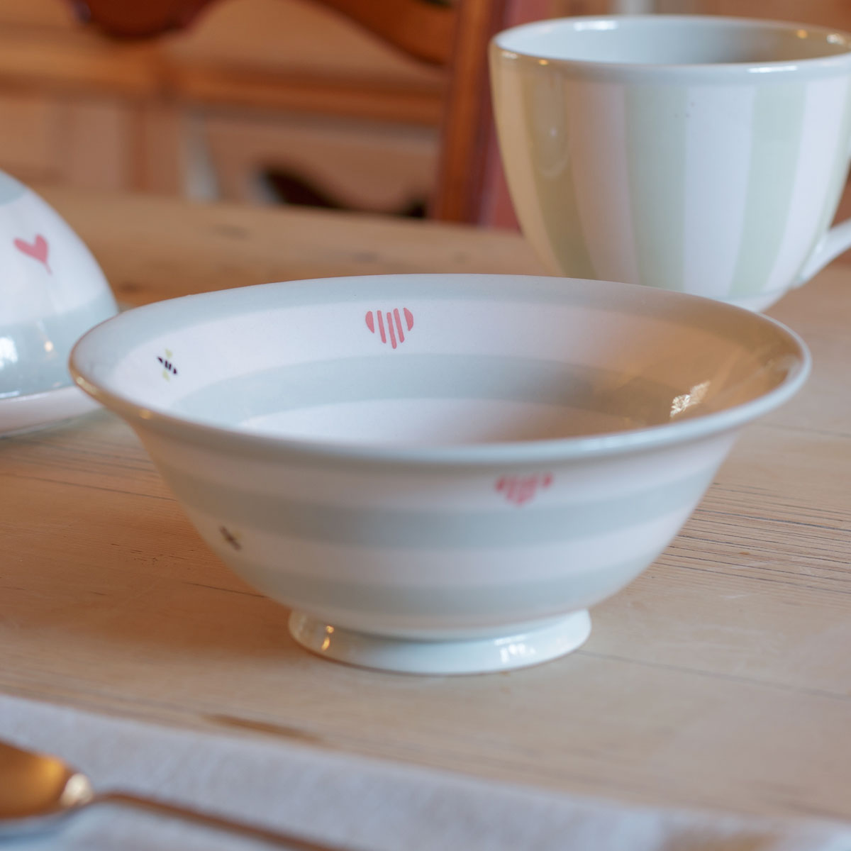 Honey Bees Pudding Bowl | Susie Watson Designs